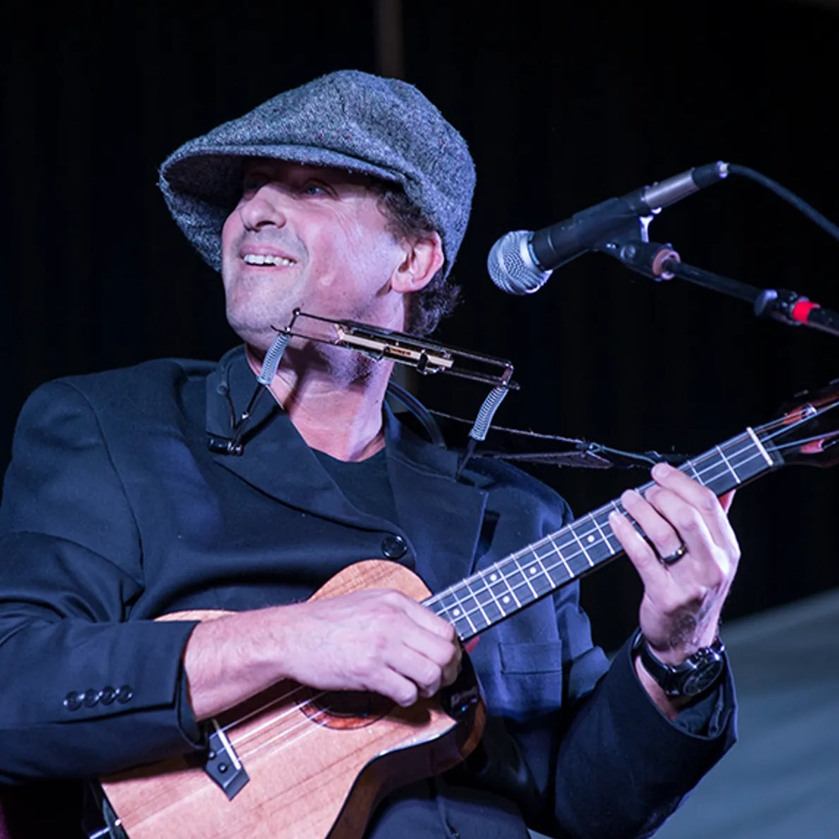 Kanileʻa ʻUkulele | Artist | Lil Rev | Super Tenor | American music ...